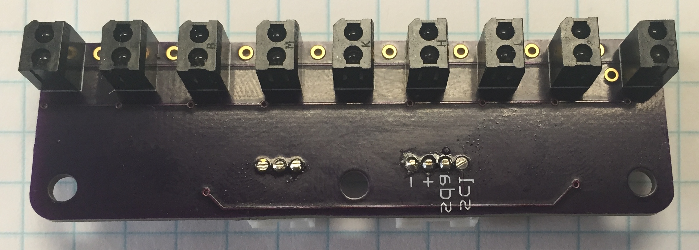 Reflectance Sensor Array with RPR-220 – The Wandering Engineer